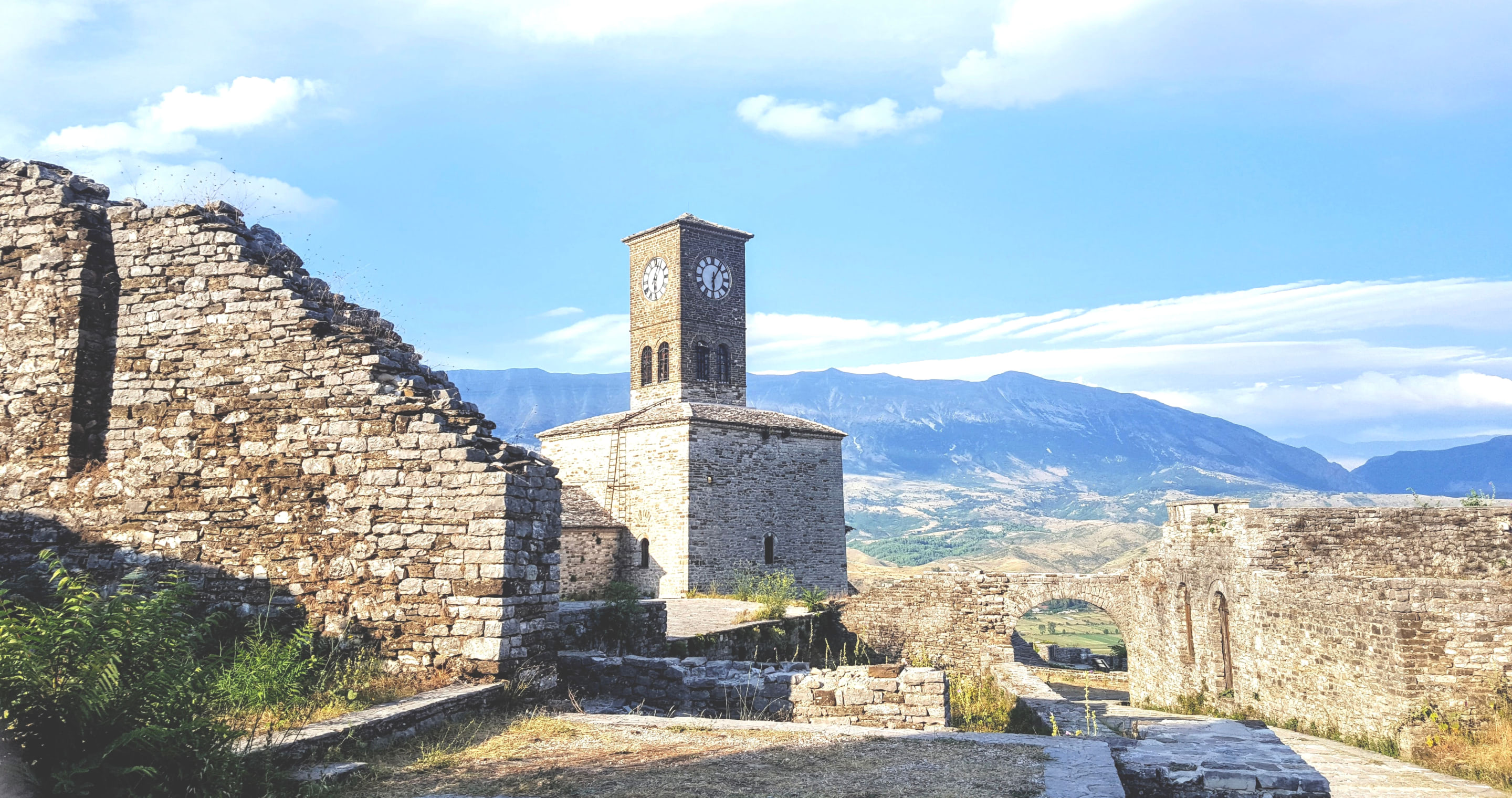 Toske e Gegë - Riangle